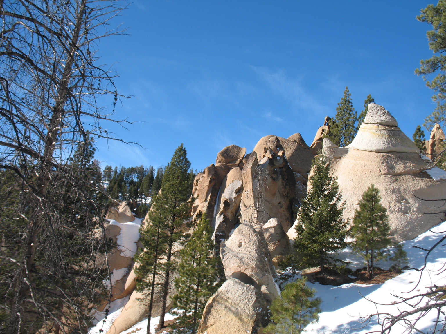 KEG Gates™Vertical lift entry gatesContact