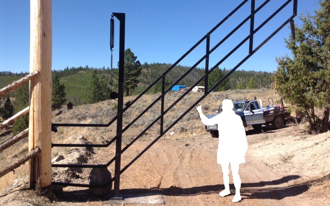 KEG Gates™Vertical lift entry gatesGate – original cable style partial ...